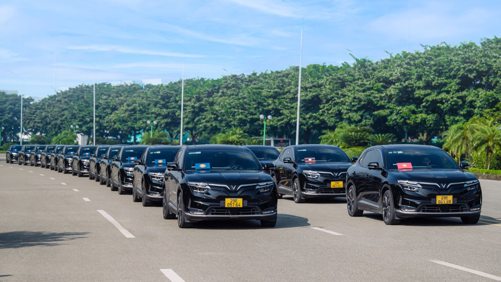 GSM CUNG CẤP Ô TÔ ĐIỆN VINFAST CHO HỘI NGHỊ BỘ TRƯỞNG ASEAN VỀ QUẢN LÝ ...