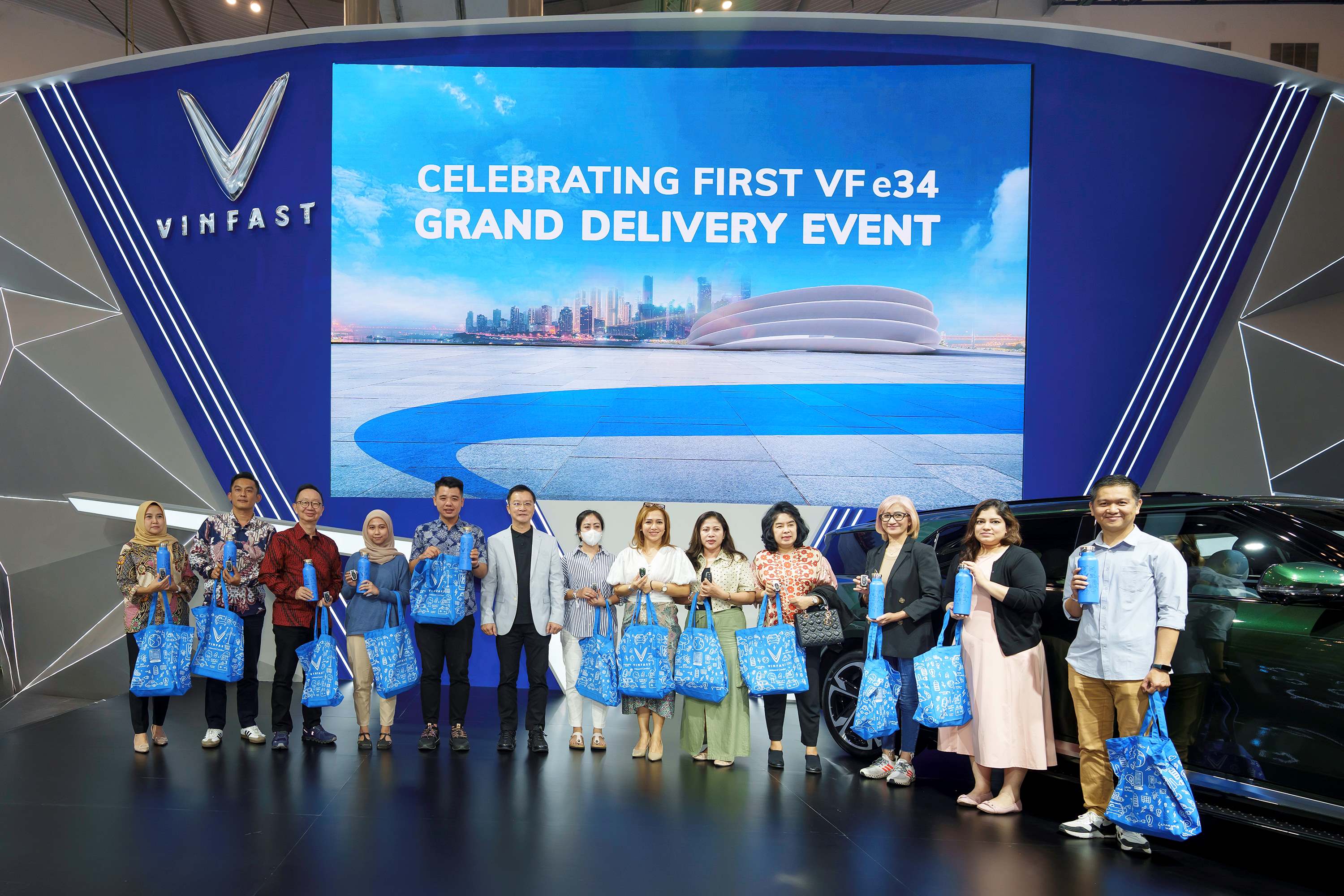 VINFAST DELIVERS FIRST BATCH OF VF e34 IN INDONESIA - Vingroup Company
